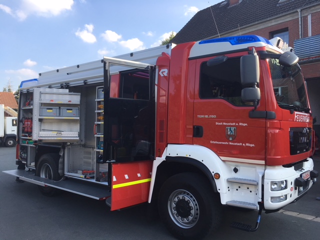 Ankunft des TLF 3000 - Freiwillige Feuerwehr Neustadt am Rübenberge